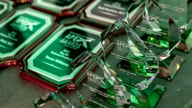 REALTORS® Land Institute > Events > National Land Conference 2024 > Apply for the 2024 APEX Awards